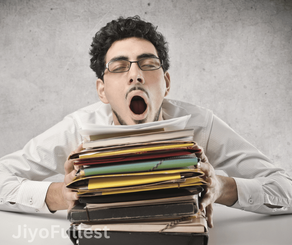 50 Things to Do When Bored in Class (Fun, Quiet & Won't Get You Caught)